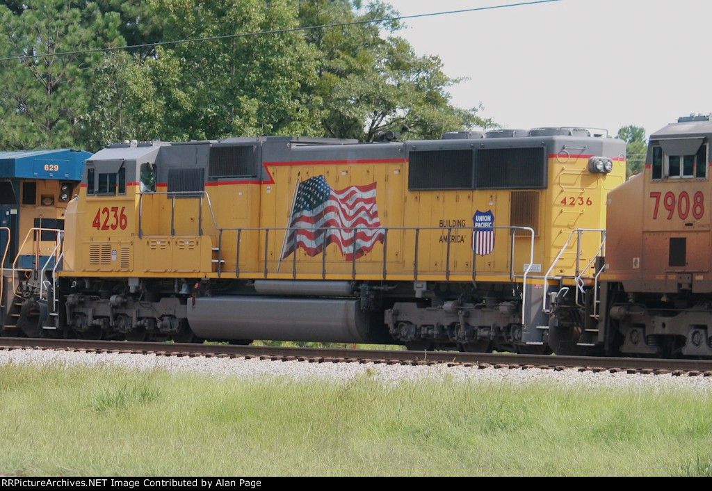 UP 4236 waits for assignment with UP 7908 and PRLX 629